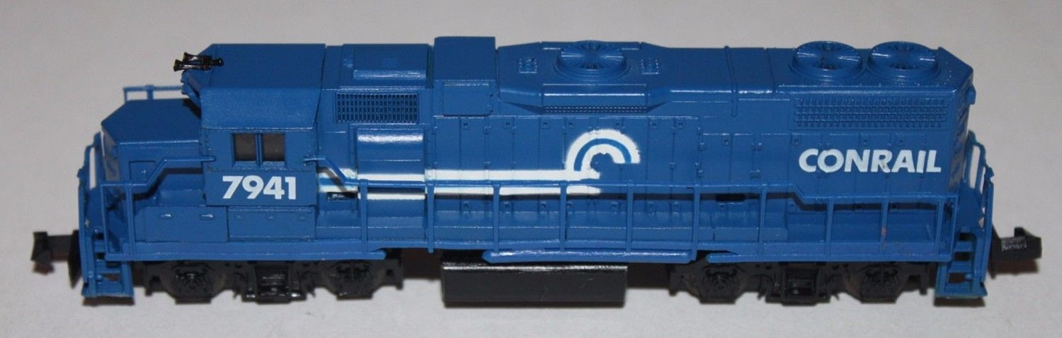 Life-Like - 7846 - Locomotive, Diesel, EMD GP38-2 - Conrail - 7941 – A ...
