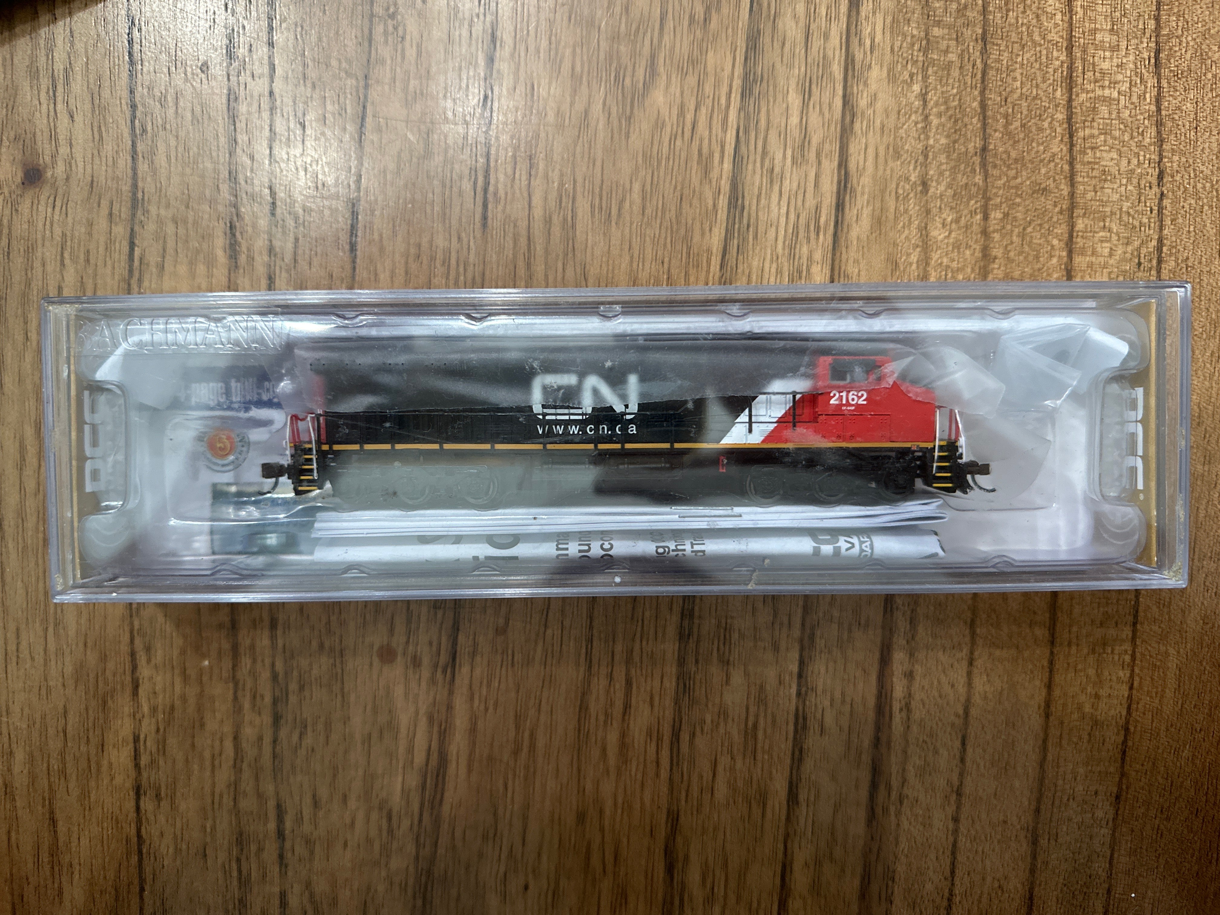 Bachmann N-Scale DCC Sound GE 8-40CW Diesel Locomotive Canadian Nation ...