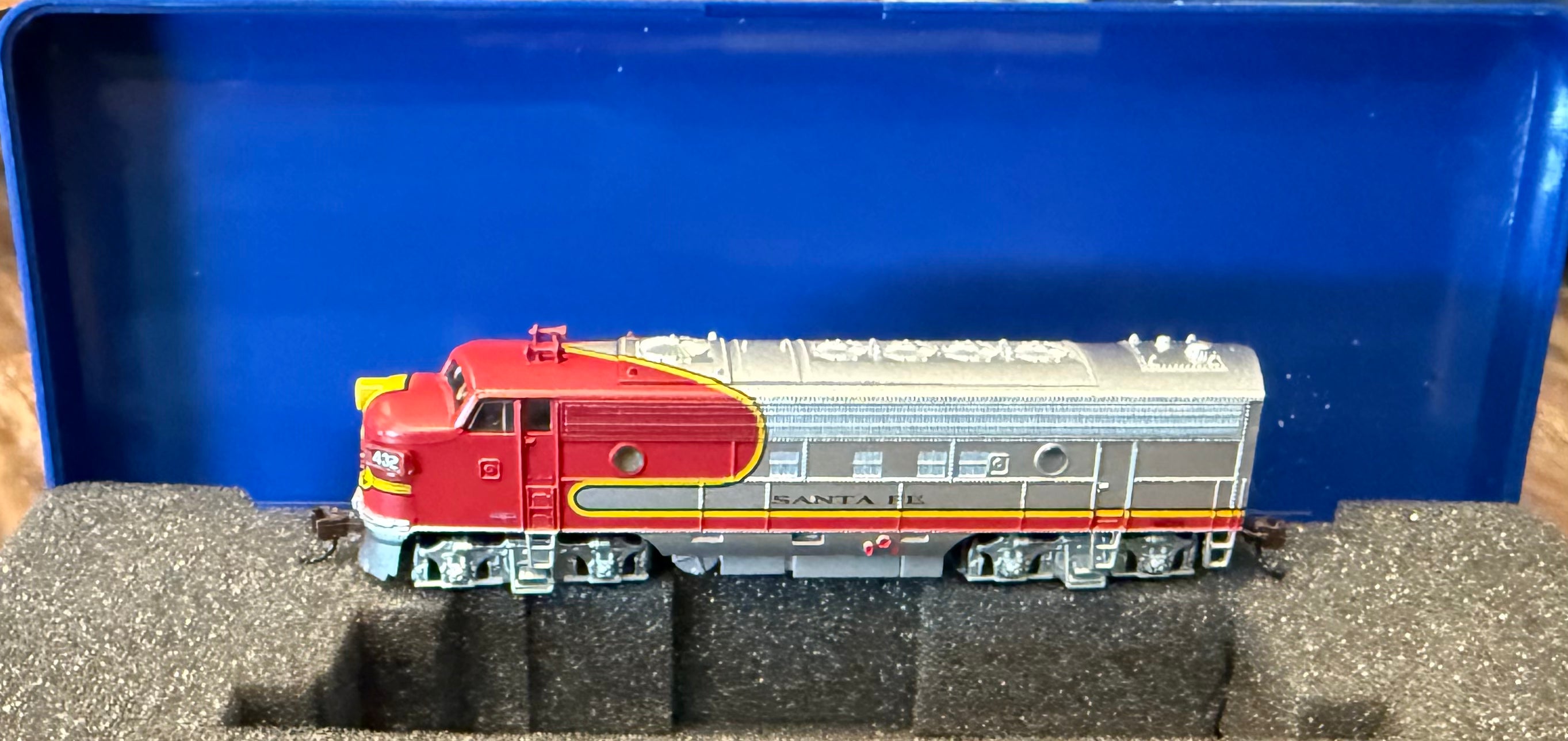 Model Power H.O Scale MP432 Locomotive Santa Fe 432 – A&S Trains