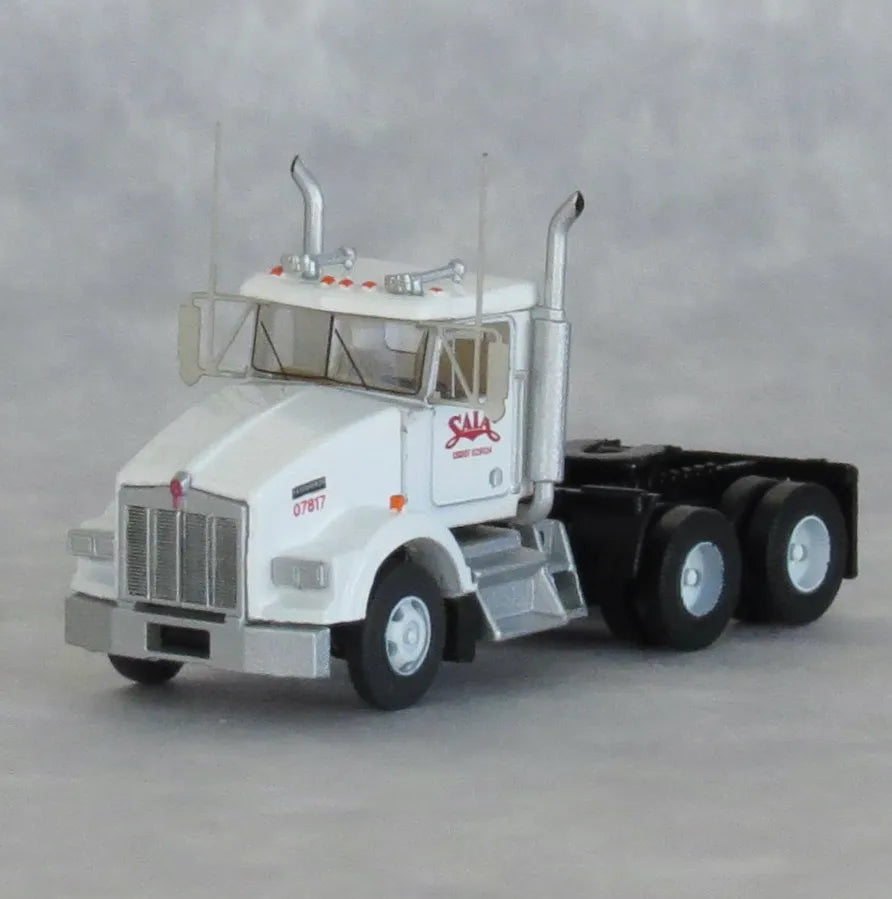 Trainworx N-Scale 48092-01 Kenworth Tractor SAIA – A&S Trains