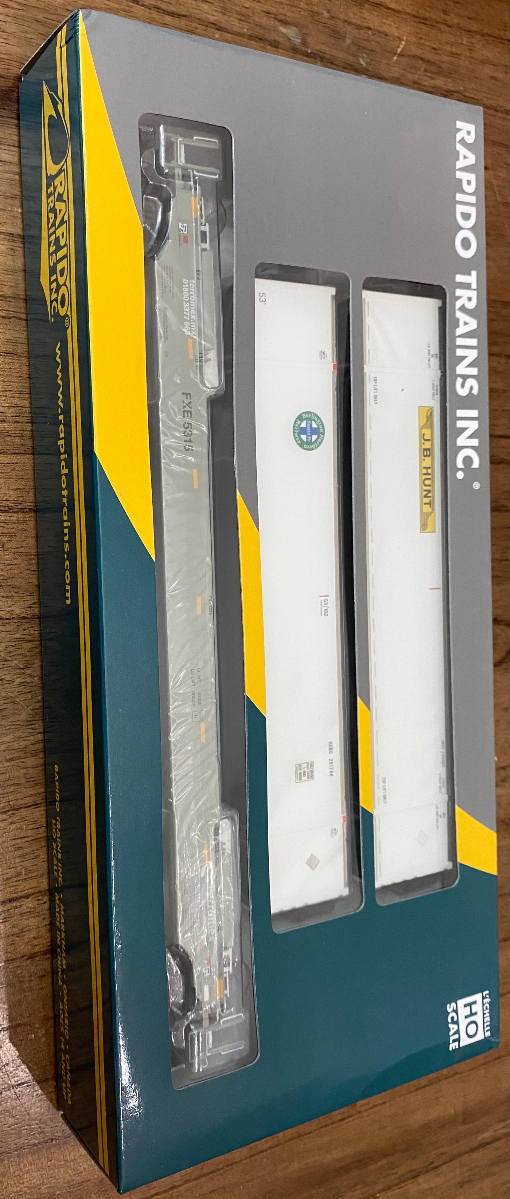 Rapido H.O. Scale 401059A 53' Husky-Stack well car + containers: Ferro ...