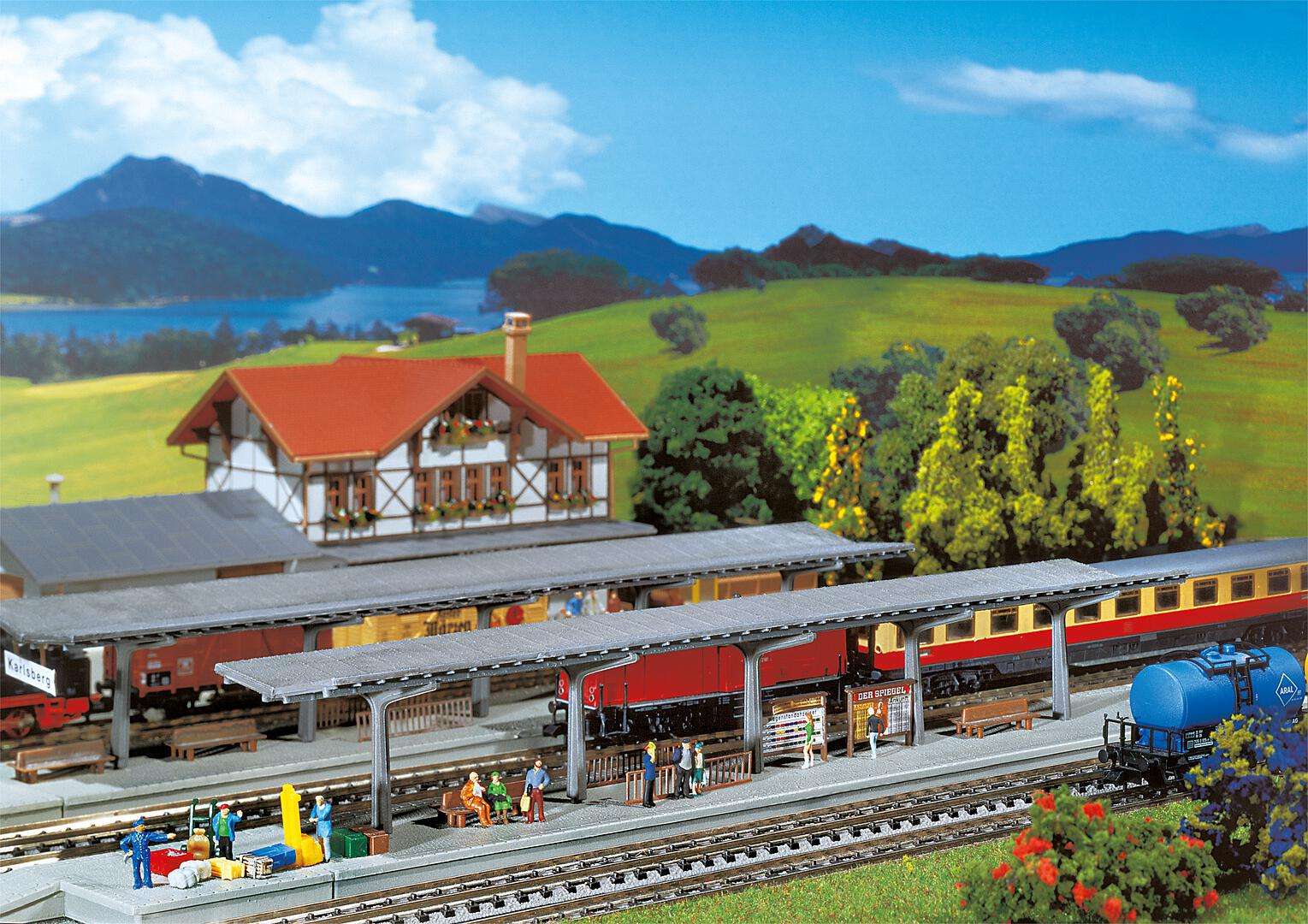 Faller N Scale 2 Platforms with decoration parts Kit 222126 – A&S Trains